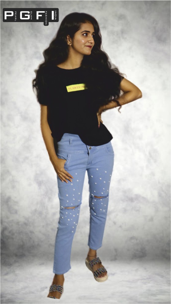 “Knee Break Denim with Pearl Accent: 5 Button A Bold, Eye-Catching ...